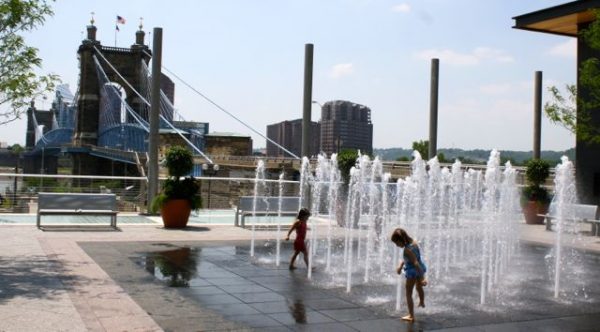 A Guide to Smale Park, One of Our Favorites!