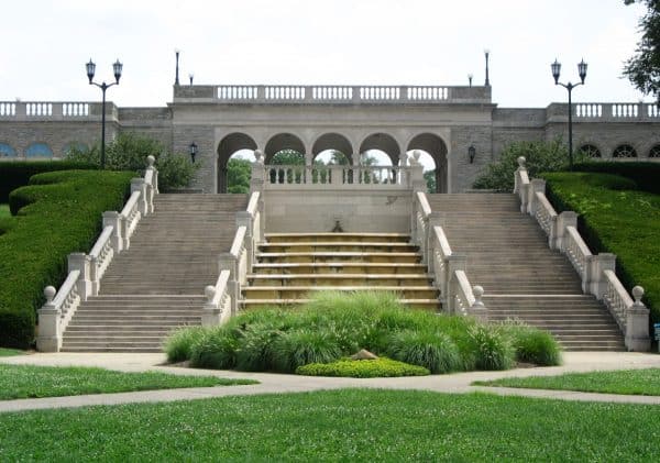 Ault Park - What You Need to See and Do! · 365 CINCINNATI